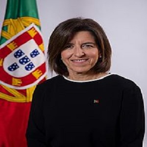 Opinião: Entre banhos e banhadas » O Ponney